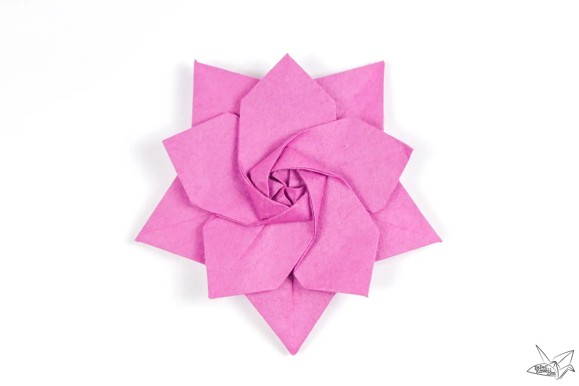 8 Cara Membuat Bunga dari Kertas Origami, Cantik dan Simpel
